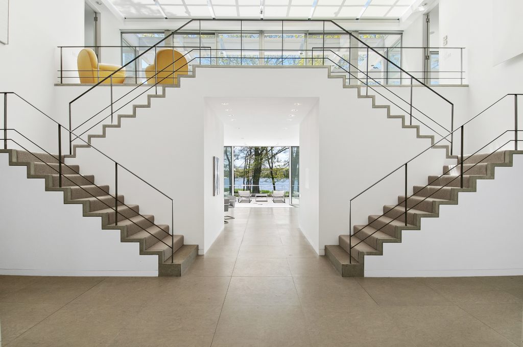 Developer Harry Macklowe's Huge East Hampton Home Lists for $21M ...