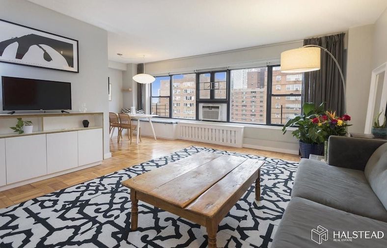 A Bright Fort Greene 2BR for $715K Is Our Deal of the Week | StreetEasy