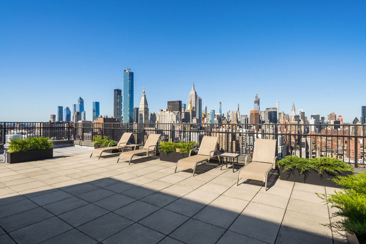 Terrace vs Balcony: What's the Difference? Which Is Better? | StreetEasy